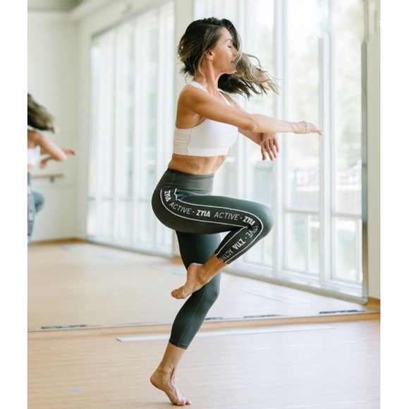 ZYIA | Pants & Jumpsuits | Zyia Active Olive Side Stripe Logo Capri ...